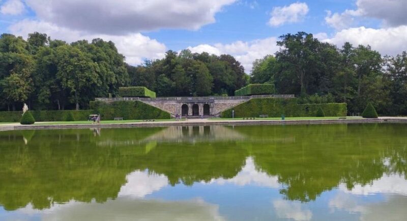 Private tour: Chateaux de Vaux le Vicomte & Fontainebleau - FAQ