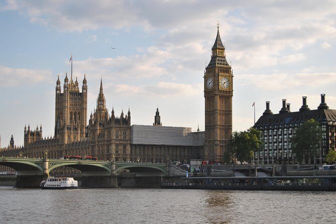 Private Tour: Chauffeur-Driven Tour of London - Key Points