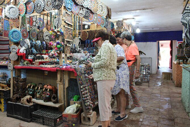 Private Tour Chichen Itza, Izamal , Cenote and Sabor Yucateco - Lunch: An Authentic Yucatecan Buffet