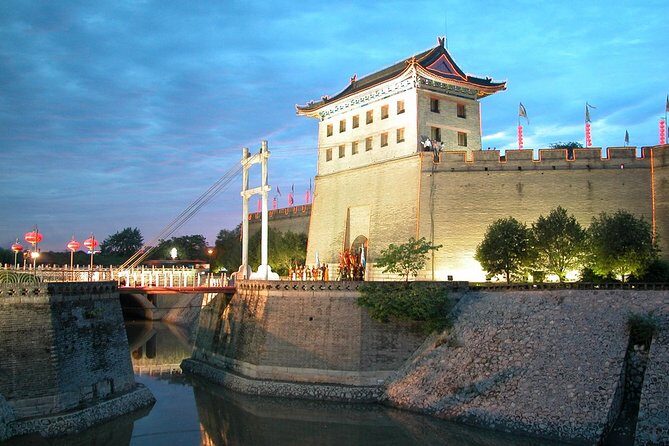 Private Tour: Classic Highlights of Xi'an with Terracotta Warriors and Horses Museum - Who Should Take This Tour?