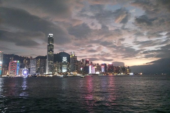 Private Tour: Customized 8-Hour Hong Kong City Tour - Aberdeen Fishing Village