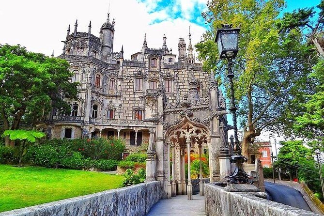 Private Tour: Discover the best of Sintra in 1 day avoiding queues - Key Points
