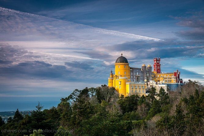Private Tour: Discover the best of Sintra in 1 day avoiding queues - Authentic Experiences and Practicalities