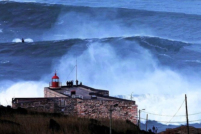 Private Tour: Discovery Fishing Village of Nazaré and the Giant Waves with Traditional Lunch - The Modern Charm of Nazaré Beach