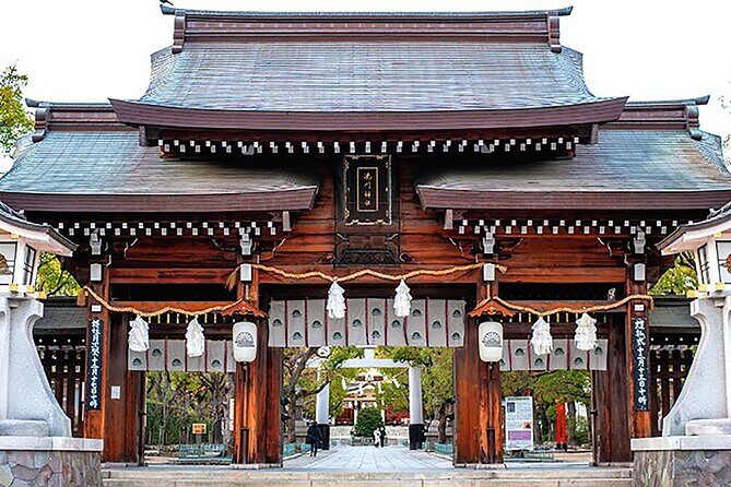 Private tour - Experience Kobe's Best Gems with a local host - Meriken Park: Havens of Sight and Sound