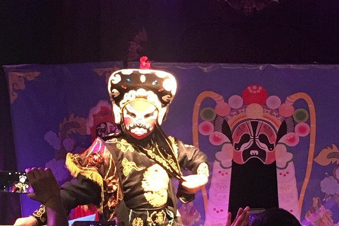 Private Tour: Experience Precious Ear Treatment,Dinner with Face-changing Show - Who Will Love This Tour?