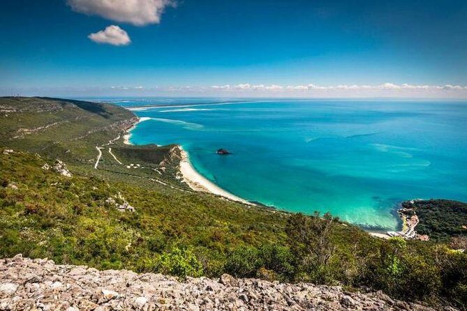 Private tour for 1 to 4 people of Arrábida and its landscapes - Key Points