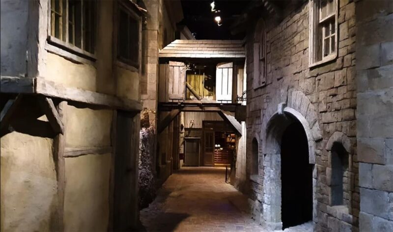 Private Tour from Amsterdam: De Haar Castle & Railway Museum - FAQ