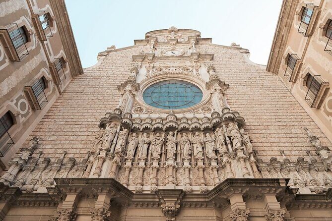 Private Tour from Barcelona to Montserrat (with guide) - FAQ
