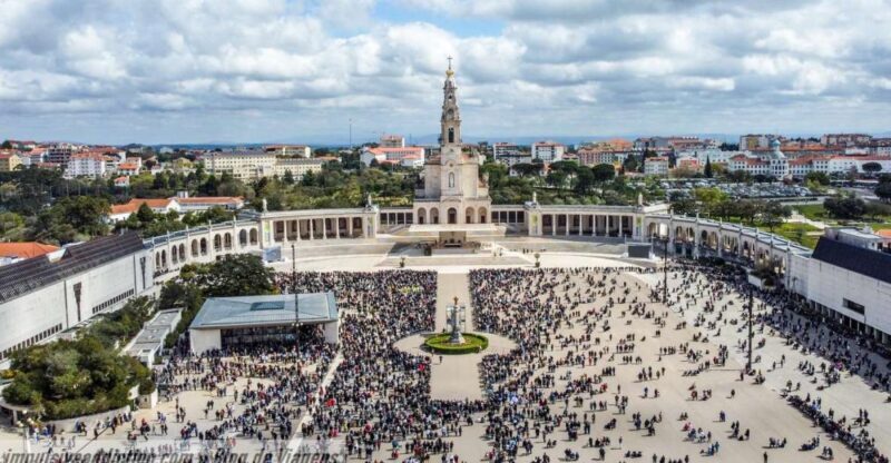 Private Tour from Lisbon: Fátima, Batalha, Óbidos & Nazare. - Discover Portugal’s Highlights on a Private Day Tour from Lisbon