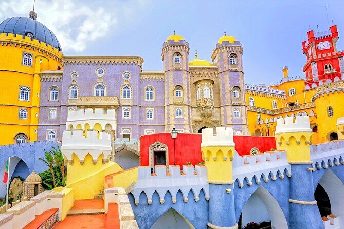 Private tour from Lisbon:Sintra Pena Palace Cabo da Roca, Cascais - FAQ