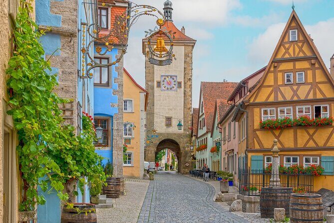 Private tour from Munich to Rothenburg and Harburg - Introduction