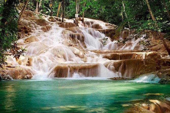 Private Tour From Ocho Rios To Dunn's River Falls Tubing and Shopping - Key Points
