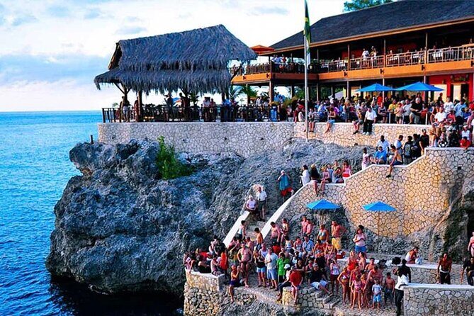 Private Tour From Ocho Rios To Negril 7 Mile Beach and Ricks Cafe - FAQ