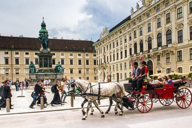 PRIVATE TOUR: From Prague to stunning Vienna with local guide - Who Is This Tour Best For?