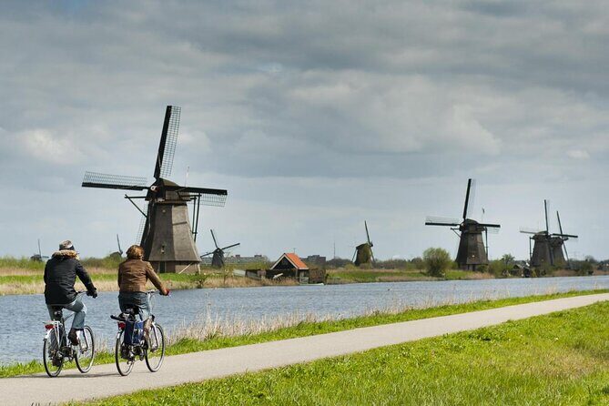 Private tour from Rotterdam to Windmills of Kinderdijk & Gouda Cheese Experience - Key Points