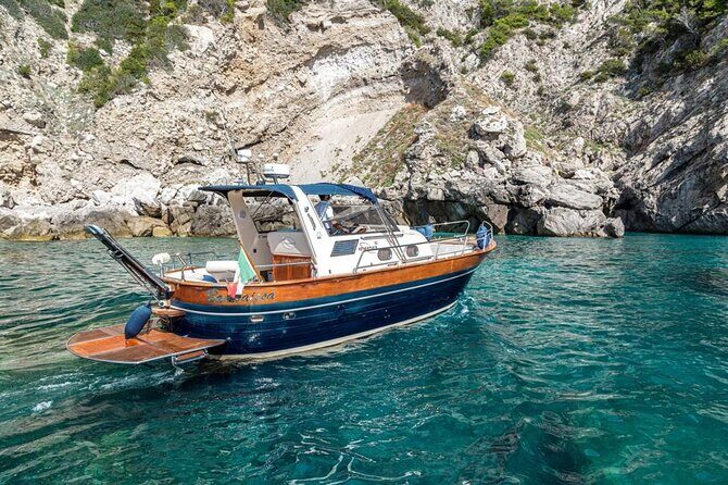 Private Tour from Sorrento to Capri - Gozzo Apreamare 10 - Who Will Love This Tour?