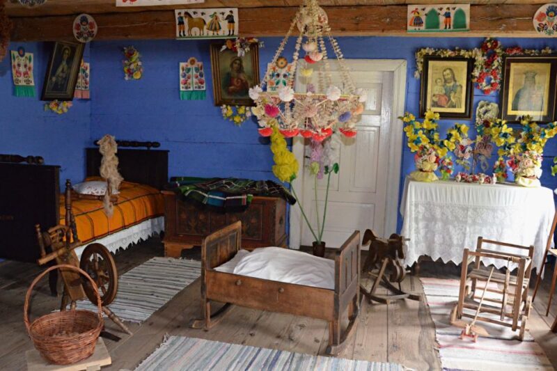 Private Tour From Warsaw: owicz Mazovian Countryside - Key Points