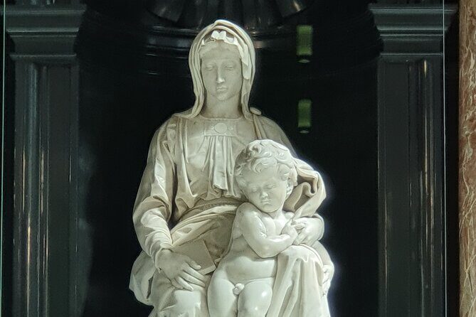 Private tour: From your hotel + see the Madonna of Michelangelo - Authentic Experiences and Insights