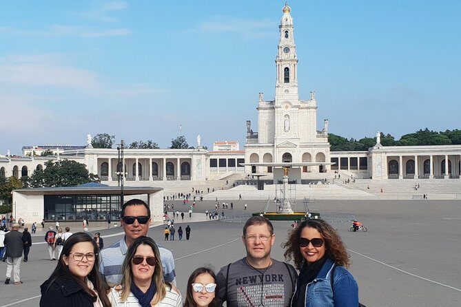 Private Tour Full Day Fátima - Porto - Óbidos - from Lisbon - Frequently Asked Questions