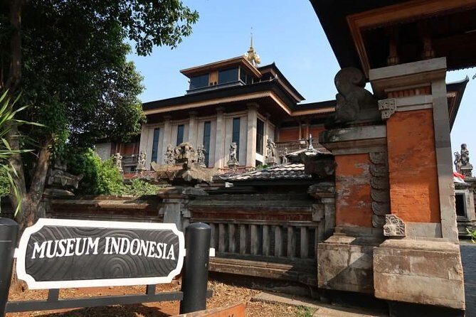 Private Tour Full Day Miniature of beautiful indonesia With Lunch (jakarta) - A Closer Look at the Experience