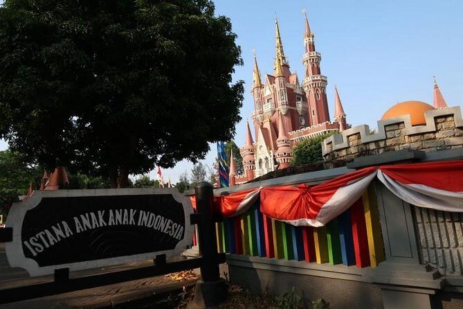 Private Tour Full Day Miniature of beautiful indonesia With Lunch (jakarta) - What Other Travelers Say