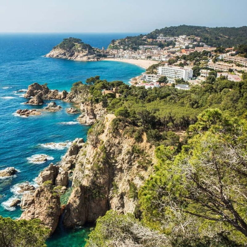 Private Tour Girona & Tossa de Mar from Barcelona - Starting Point: Seamless Pickup and Easy Transportation