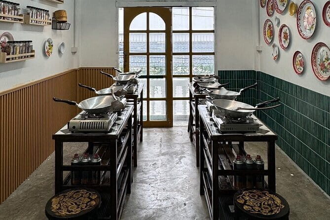 Private Tour: Grand Palace,Wat Phra Kaew, Museum&Cooking Class - Why This Tour Stands Out