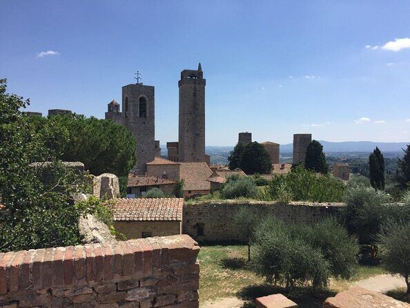 Private Tour: Guided Hike in Tuscany with Transport from Siena - Key Points