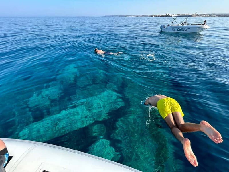 Private tour - Gulf of Noto from Marzamemi to Plemmirio and sunset by boat - The Sunset Finale at Castello Tafuri