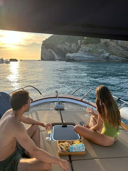 PRIVATE TOUR GULF OF POETS BATH STOP + APERITIF AND DRINK - The Value of the Experience