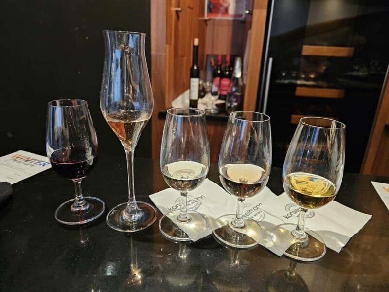 Private Tour: Hidden Gems Wine Tour of Niagara-on-the-Lake - Who Should Consider This Tour?