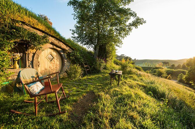 Private tour - Hobbiton Movie Set Evening Banquet Return from Auckland - Who Will Love This Tour?