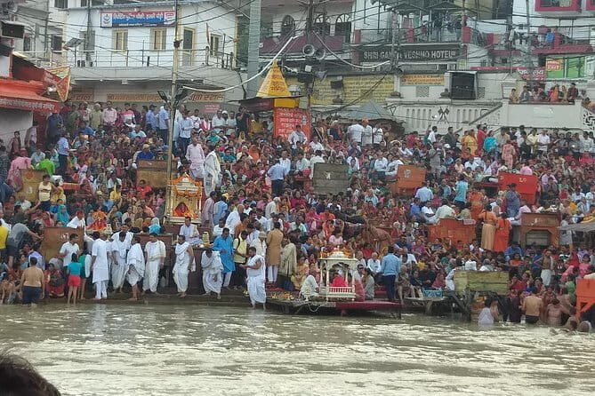 Private Tour Holy City Haridwar And Rishikesh By Car from Delhi - FAQs