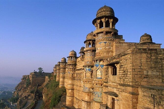 Private Tour in Delhi by Train - Honest Review of the Private Gwalior Day Trip from Delhi by Train