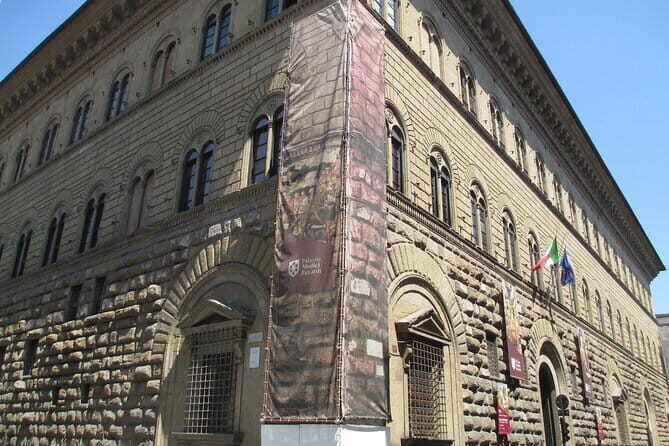 Private Tour in Florence: 3-hour Walking tour in Florence - Piazza della Signoria: The Political Heart