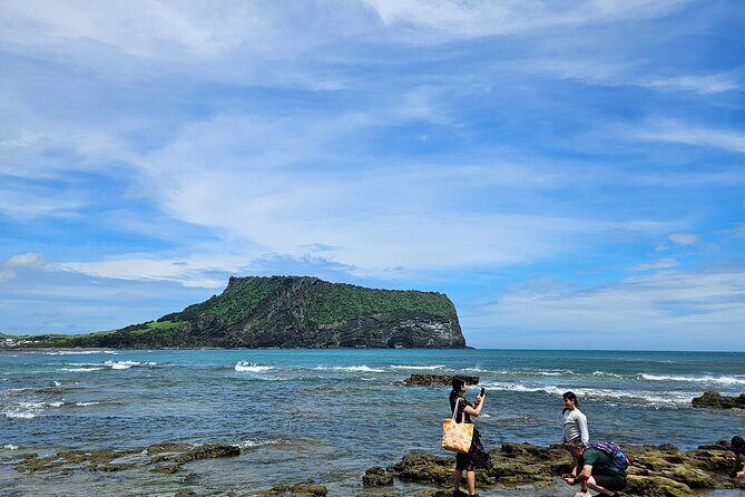 Private Tour in Jeju Island All Inclusive with Lunch - The Experience: What To Expect