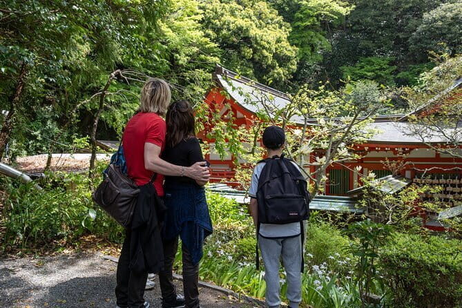 Private tour in Kamakura: Matcha tea tasting & photo shoot - Exploring Kamakura with a Private Matcha & Photo Tour