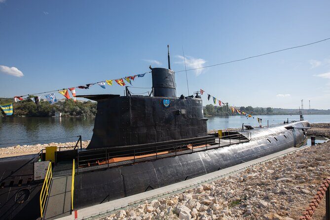 Private Tour in Museum of Glass and Museum Submarine Glory near Varna - Why the Tour Works
