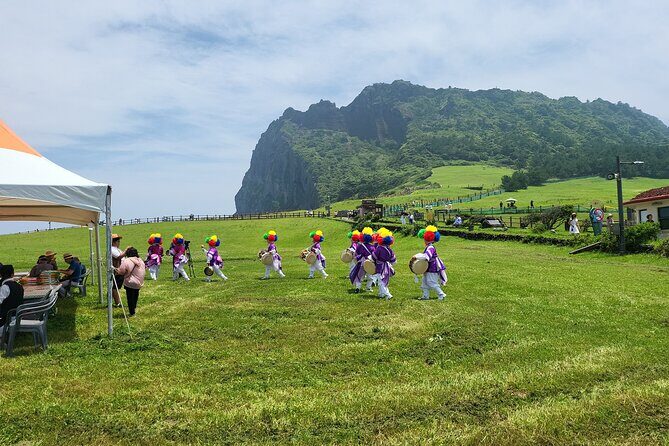 Private Tour in South and East in jeju island - Seongsan Ilchulbong (Sunrise Peak)