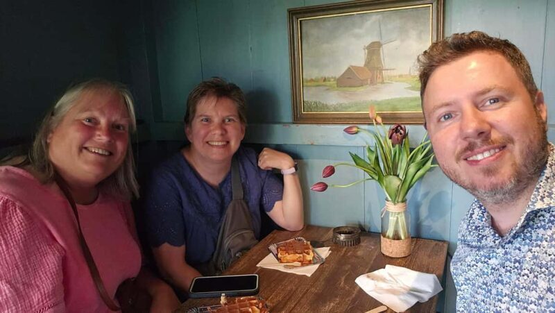 Private tour in Tesla, Zaandam, Zaanse Schans & Volendam. - Key Points