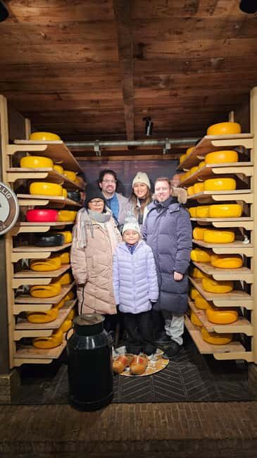 Private tour in Tesla, Zaandam, Zaanse Schans & Volendam. - Why This Tour Appeals to Different Travelers