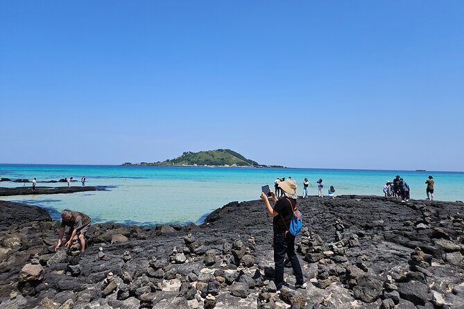 Private Tour in West Jeju Island with Transfer - Key Points