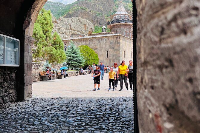 Private Tour: Khor Virap-Garni-Geghard - Khor Virap: A Close-Up View of Armenia’s Christian Roots