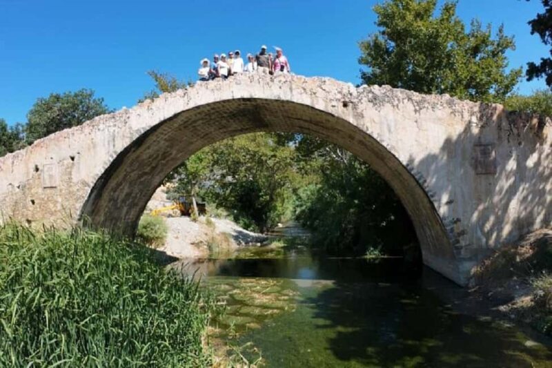 private tour Kourtaliotiko Gorge, Preveli & Traditional Village of Spili - FAQs