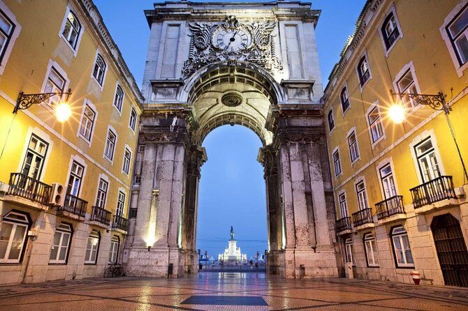 Private tour: Lisbon Fado Dinner Show and Panoramic Night Tour - Transportation and Timing