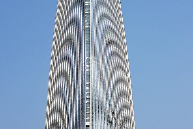 Private tour Lotte World,Tower,Aquarium(All Tickets are included) - The Iconic Lotte World Tower