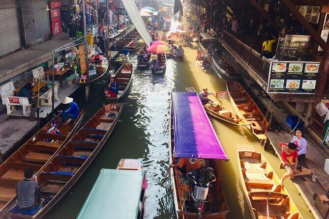 Private Tour : Mae-klong Railway & Damnoen Saduak Floating Market - The Charm of Damnoen Saduak Floating Market