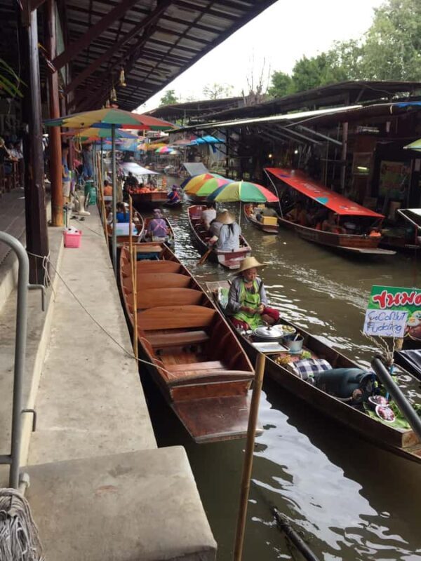 Private Tour Maeklong Railway,Floating Market, Wat Bangkung - FAQs