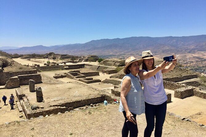 Private Tour, Monte Alban, Alebrijes & Atzompa ceramic - FAQs
